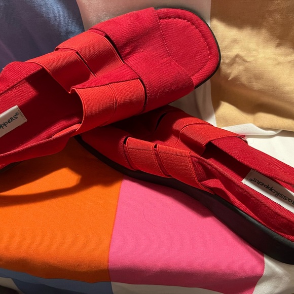 Grasshoppers | Shoes | Grasshoppers Red Sandals Comfortable Slipon ...